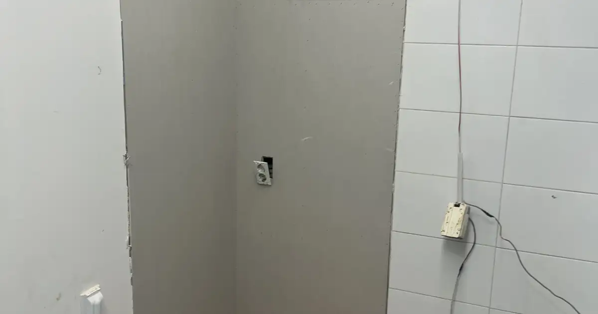 공사 시간보다 부지런하게 일찍오셔서 빠르게 작업 진행해주시고 방수 및 완성도도 너무 좋게 만들어주셨습니다 감사합니다 숨고 숨은고수