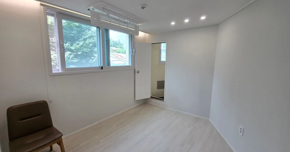설명도 친절하게 잘해주시고 세분이서 매우 꼼꼼하게 해주셔서 너무 만족스럽습니다 다음에 이사할때도 또 이용하겠습니다~~ 숨고
