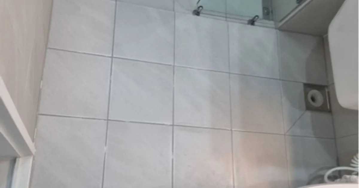 숨고통해 여러업체랑 통화했지만 가장 금액이 합리적이였고 설명은 자세하게 해주시며 줄눈색상까지 정말 고객니즈에 맞춰 상담해주시더라구요 되려 인테리어업체에서 놓친부분까지