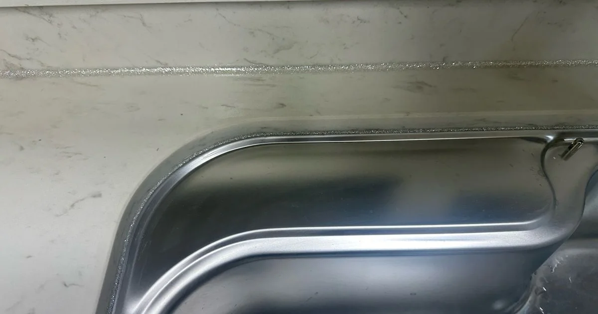 원하는 색상 추천을 잘해주시고 너무 꼼꼼하고 예쁘게 잘 작업해주셨습니다 나중에 줄눈 계획이 생기거나 주변에 하시는분 있으면