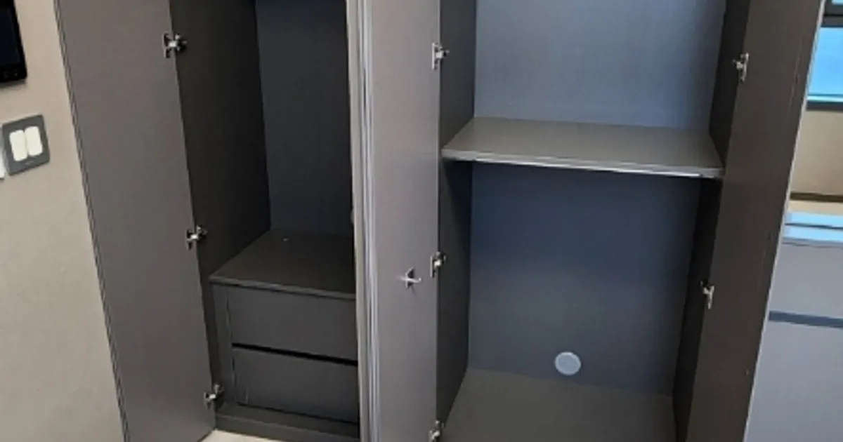 퇴거하면서 부족한 청소를 보완하는 일이 필요해서 의뢰드렸어요 상담부터 작업까지~ 꼼꼼하고 친절하셨습니다 제가 말씀 못드린 부분도 깨끗하게 마누리해주셨어요~너무 만족하고