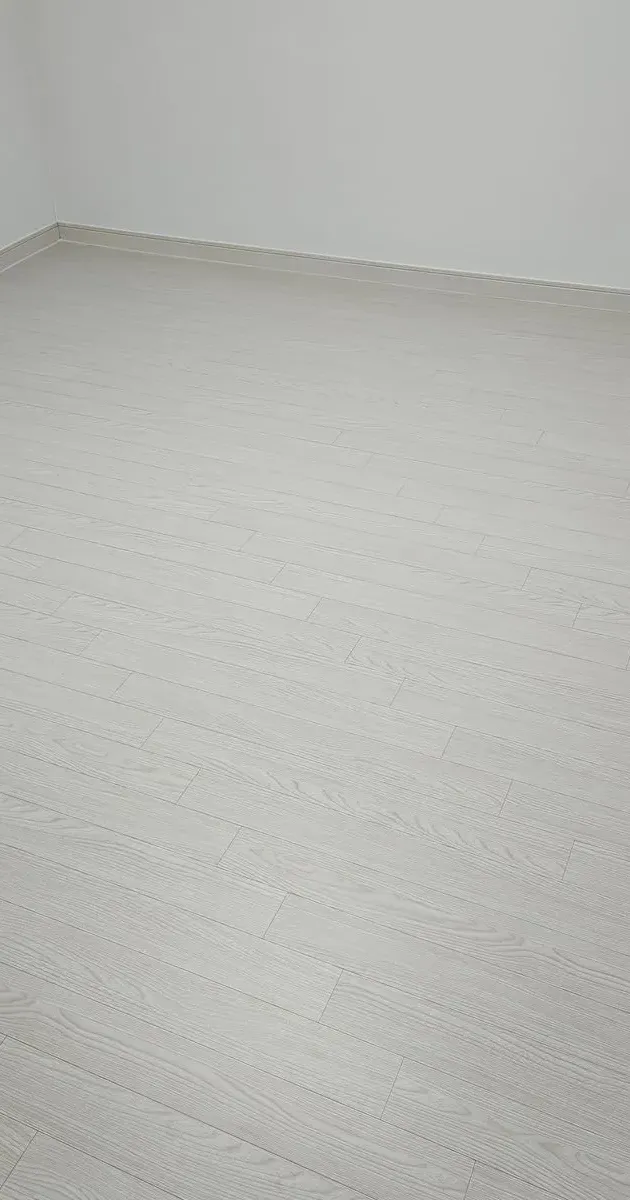 약속한 시간에 정확히 청소가 시작되었고 꼼꼼하게 청소가 완료되어 아주 만족했습니다 숨고 숨은고수