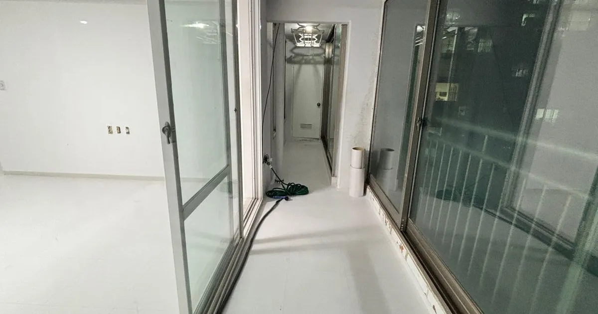 도배 장판을 했는데 합리적 가격에 너무 잘해주셨어요 공사 시간도 약속과 같이 해주시고 다음에 하게되면 또 이용할것같아요