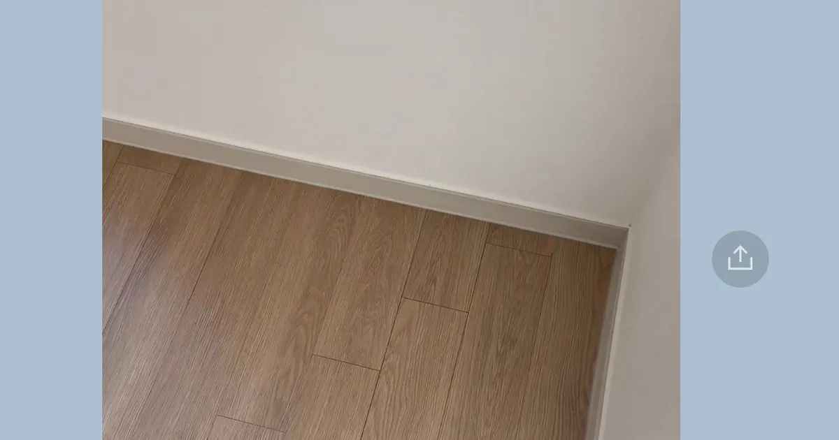 반나절을 넘게 꼼꼼하게 진행해주셨고 실시간으로 상황 공유해주셔서 좋았어요 전체적으로 깨끗하게 마무리 되어서 이사 전 안심하고 들어갈 수 있을 것 같아요 숨고 숨은고수