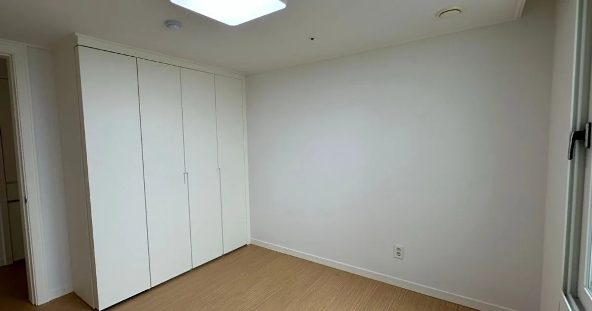 깔끔하고 빠르고 합리적인 가격으로 시공 하십니다 다음에 필요할때도 연락 드릴께요 숨고 숨은고수