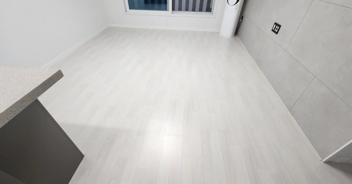 입주청소를 처음 해봤지만 너무 만족스럽고 꼼꼼히 청소해주시고 친철하게 상담해줘서 너무 좋았습니다~ 다음에도 이사할때 또 이용할거