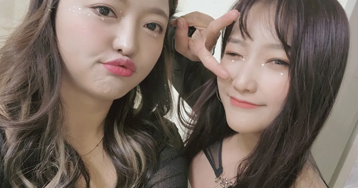 무대화장이 필요해서 방문했는데 원하는 바에 맞게 너무 예쁘게 해주셔서 감사했어요~ 꼼꼼하시고 빠르고 화장도 헤어도 너무 예뻐요