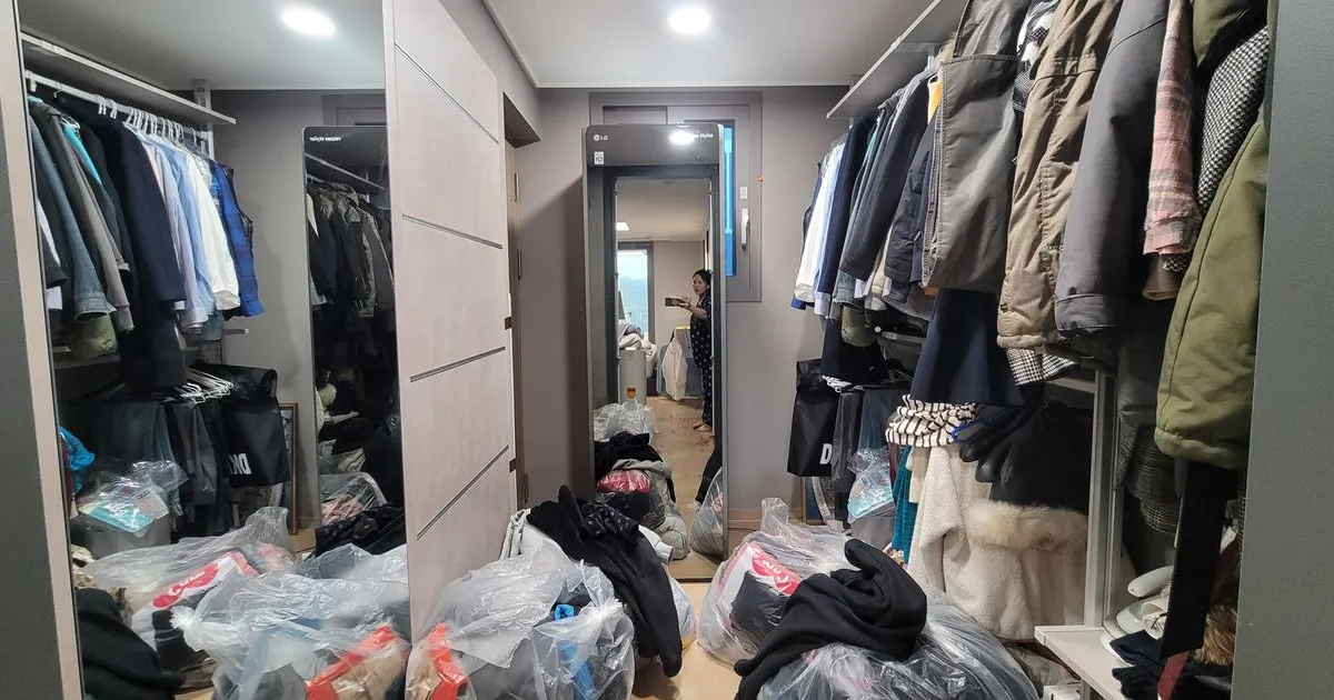 이사 직후에 짐정리가 감당이 안되어 연락드리게 되었습니다~ 빠른 날짜로 바로 잡아주셔서 서비스 받게 되었고 전문가 3분 오셔서