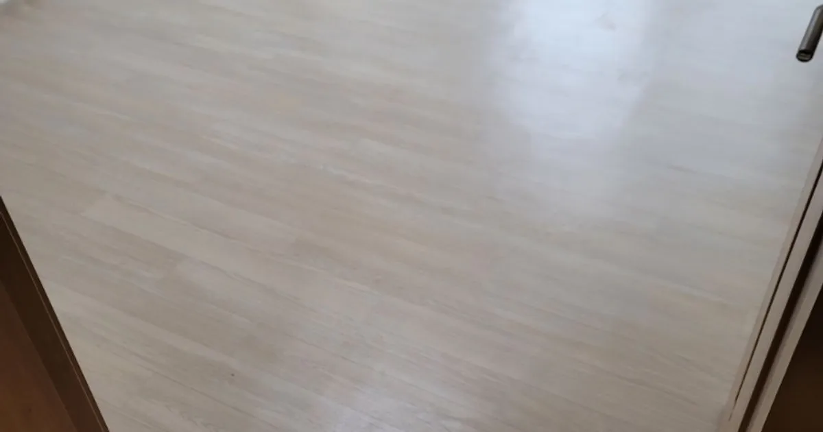 친절하시고 완성도 높은 시공을 해주셔서 감사합니다~ 미쳐 못봤던 1평 남짓 공간도 무료로 해주시고 부족한 부분스위치부분 등