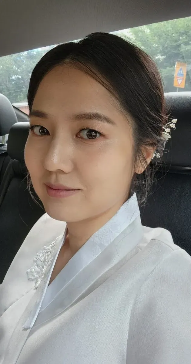 돌잔치라 출장서비스 이용했는데 너무너무 친절하시고 꼼꼼하게 잘 해주셨어요 이것저것 요구사항 말씀드린대로 다 해주시고 너무