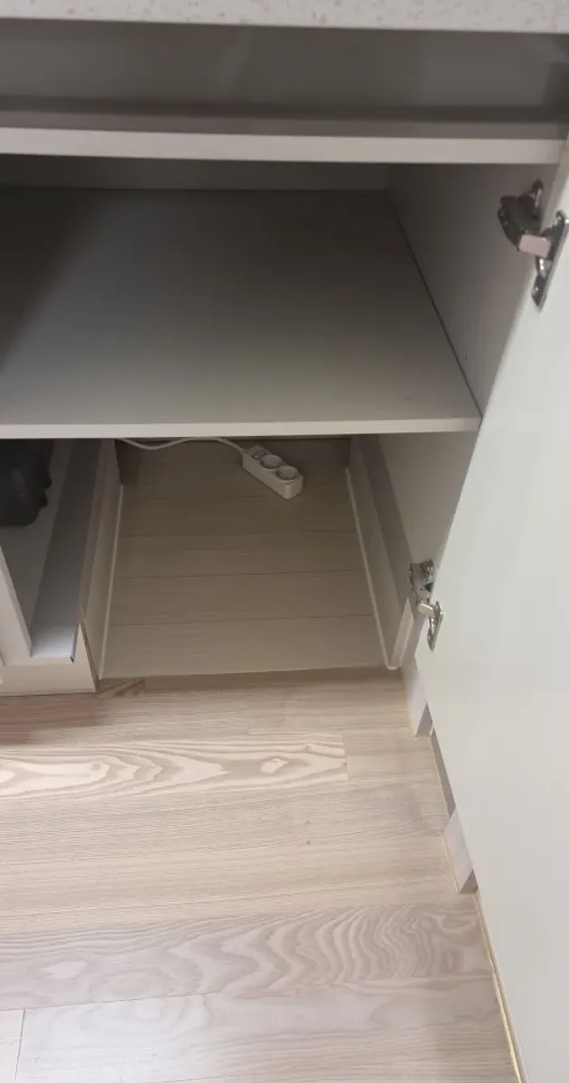 로봇청소기장 만들었구요 작업시간도 1시간 안걸렸어요 마감도 준수하고요 무엇보다 가격이 착해요 숨고 숨은고수