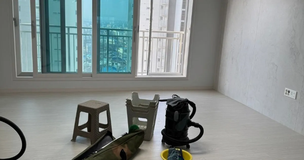입주청소를 처음 이용해보는 거라 걱정도 많았는데 이번에 청소해주신 팀 덕분에 정말 만족스러운 경험이었습니다 처음부터 끝까지