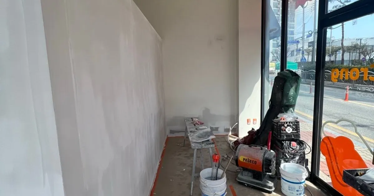 사장님께서 아주 친절하시고 작업도 꼼꼼하게 해주십니다 새벽부터 일찍와서 깔끔하게 작업해주신 사장님께 감사드립니다 항상 안전하고 행복하게 지내시길 바라겠습니다 숨고 숨은고수