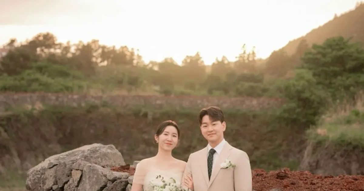 제가 원하는대로 되는 범위 안에서 꼼꼼하게 사진 보정해주십니다 대화도 친절하시고 재수정 2번까지 최대한 소통해가면서 수정