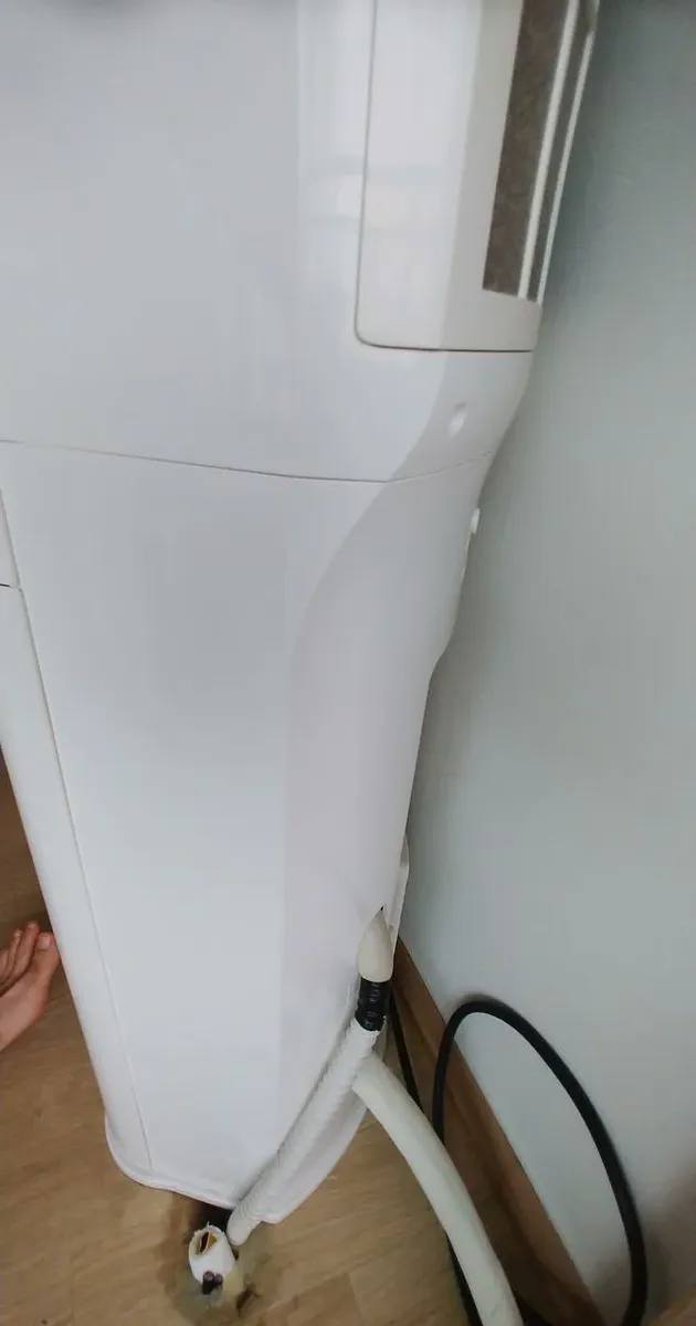 날씨도더운데 설치하기힘든구조지만 성의껏상담해주시고 깔끔한 설치와 완성도높은마무리에 2년as까지 감사합니다 숨고 숨은고수