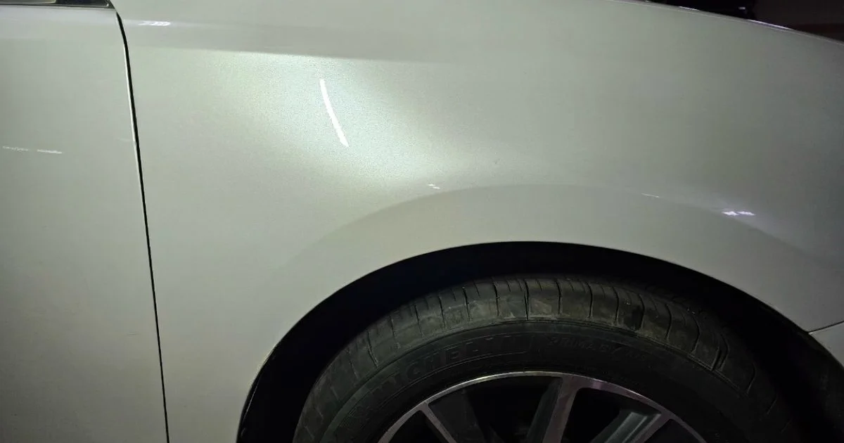 주차 중 단독사고로 인해 차 앞 휀다부분이 찌그러졌고 급하게 연락드렸는데 바로 다음날 와주셨어요 고난도 작업이라고 말씀해주셨는데도 불구하고 3시간 가량 걸렸고 작업