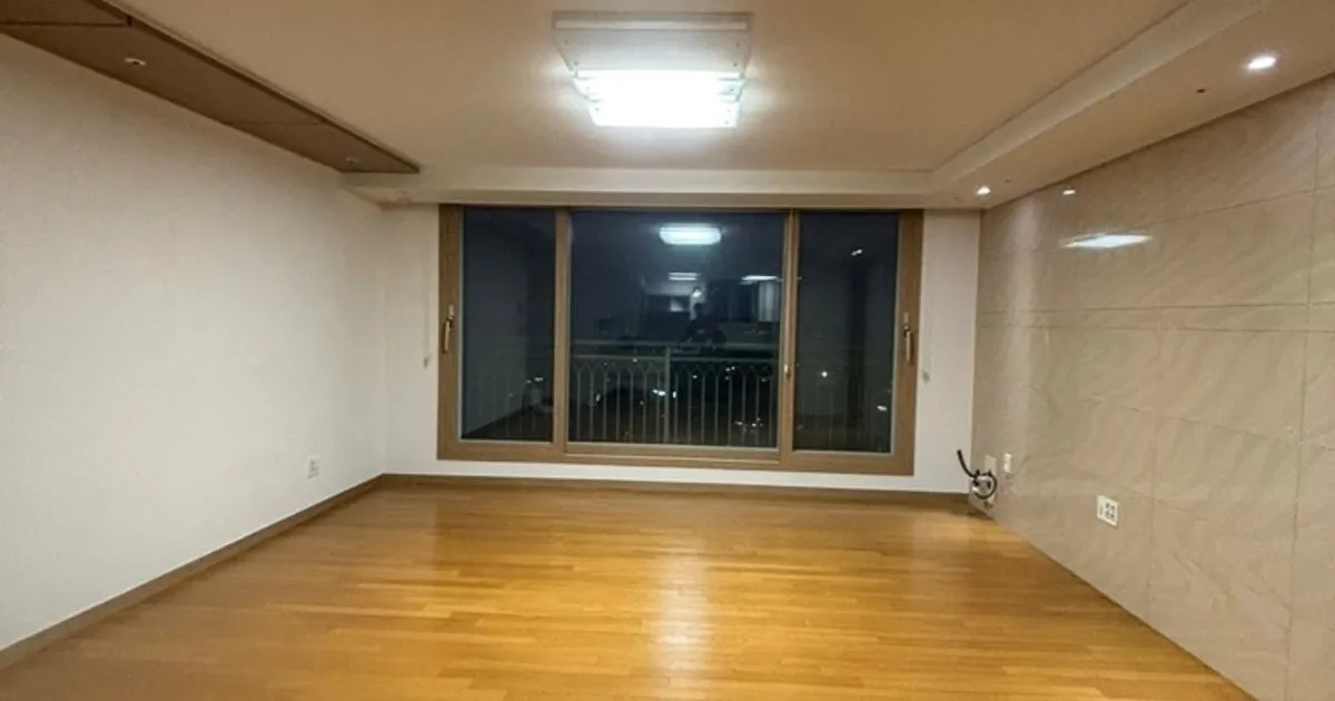 청소가 빠르게 진행됐어요 아이랑 같이 살아서 청소 요청 했고 만족스러워오 숨고 숨은고수