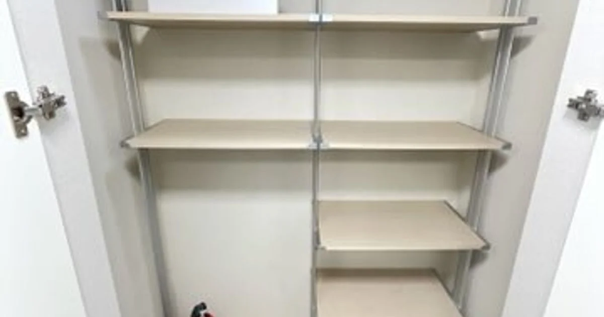 리모델링후에 청소라 먼지가 무척 많았는데 깔끔하게 청소 해주셔서 너무 좋습니다 수정사항도 바로 적용해주시고 직원분들이