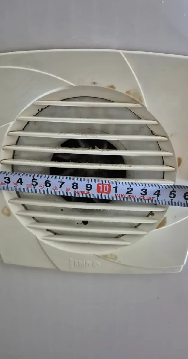 견적받고 당일 작업이었으나 처리속도가 빠르고 완성도가 높아서 추천합니다 그리고 가격도 합리적이며 친절하세요 숨고 숨은고수