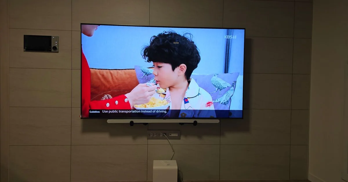 사운드바 설치까지 무타공으로 깔끔하게 잘해주셨어요 뒷부분 선정리도 깔끔해요 숨고 숨은고수