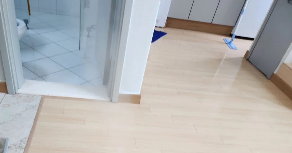 매우 더운 주말이었는데도 작업진행 사진까지 꼼꼼히 보내주시면서 청소해주셨어요 작업 후 가서 봤을때도 너무 깨끗해서 좋았습니다