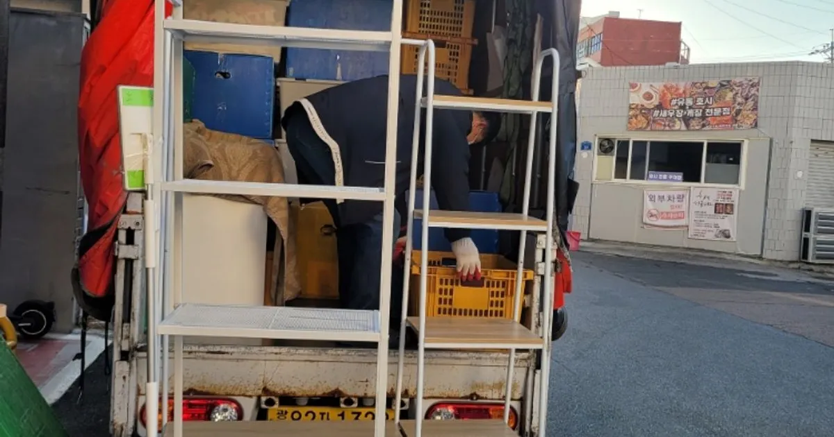 너무너무 만족스러운 이사였습니다 사장님 내외분들 정말 내집처럼 이사 도와주시고 꼼꼼히 진행해주셨어요 모두에게 자신있게