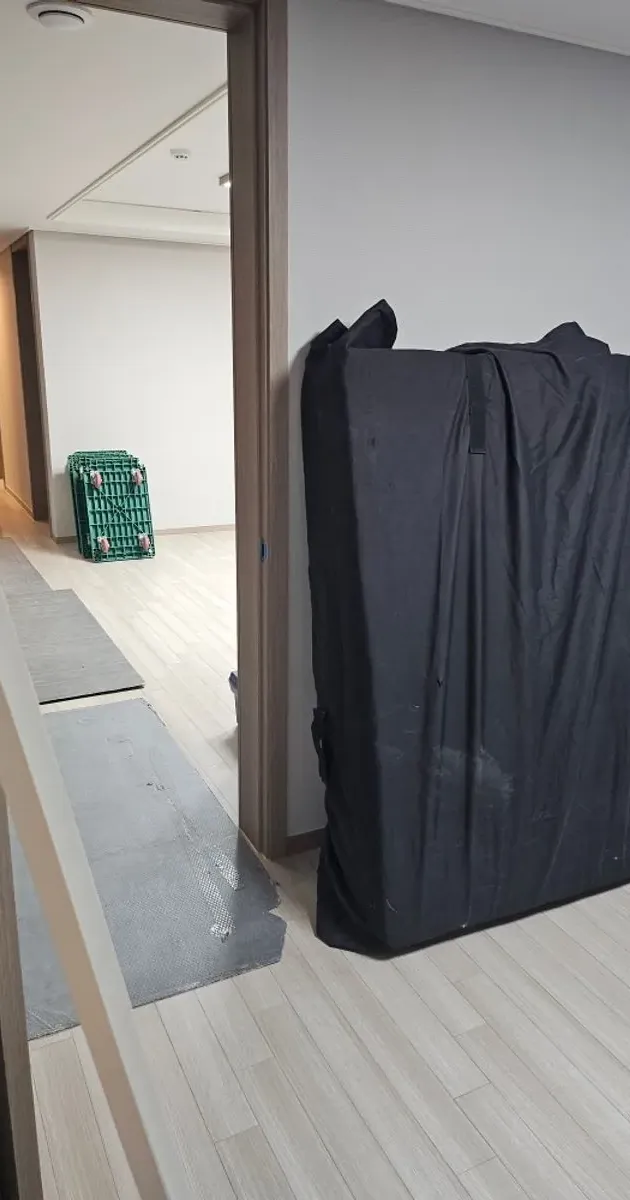 사장님들 모두 친절하시고 손도 빠르셔서 이사 금방 끝났어요 ~ 가격도 합리적이였고 만족했습니다 숨고 숨은고수