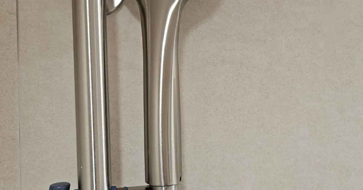 이번에 인테리어 공사를 마치고 입주 청소를 위해 방스클린을 이용했습니다 처음엔 여러 업체를 비교하면서 고민했는데 상담이 친절하고 후기 평도 좋아서 선택하게 되었습니다