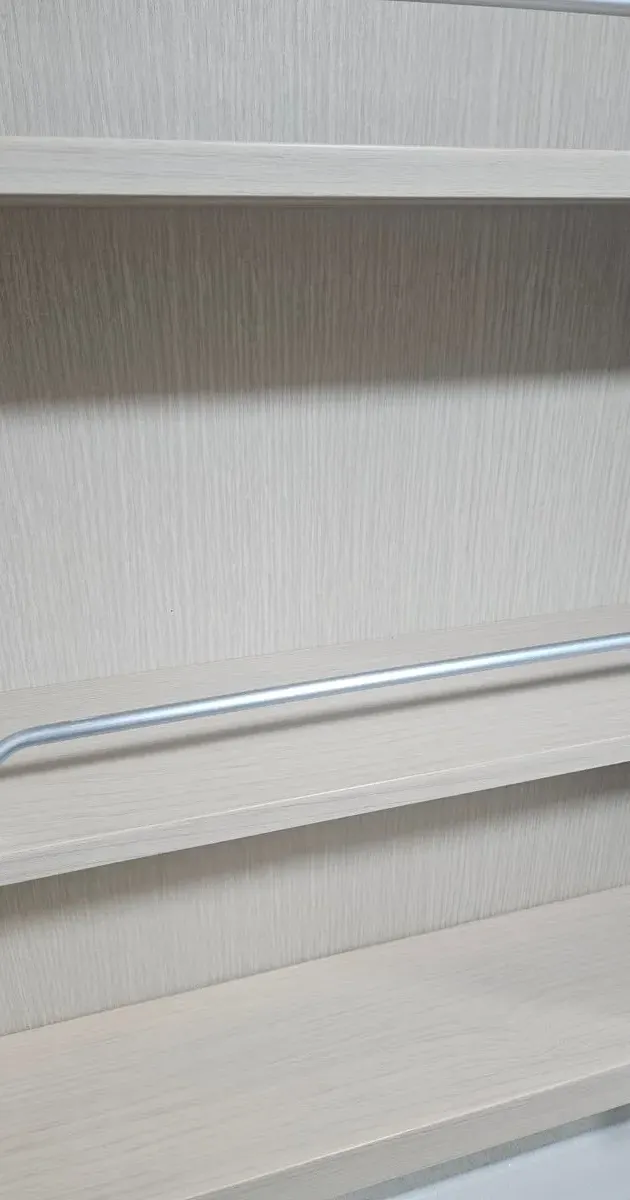 거래할 때 저의 개인사정을 잘 고려해서 해주었어요 그리고 청소 당일날 세심하게 연락오시고 집안에 하자도 봐주더라고요 완전
