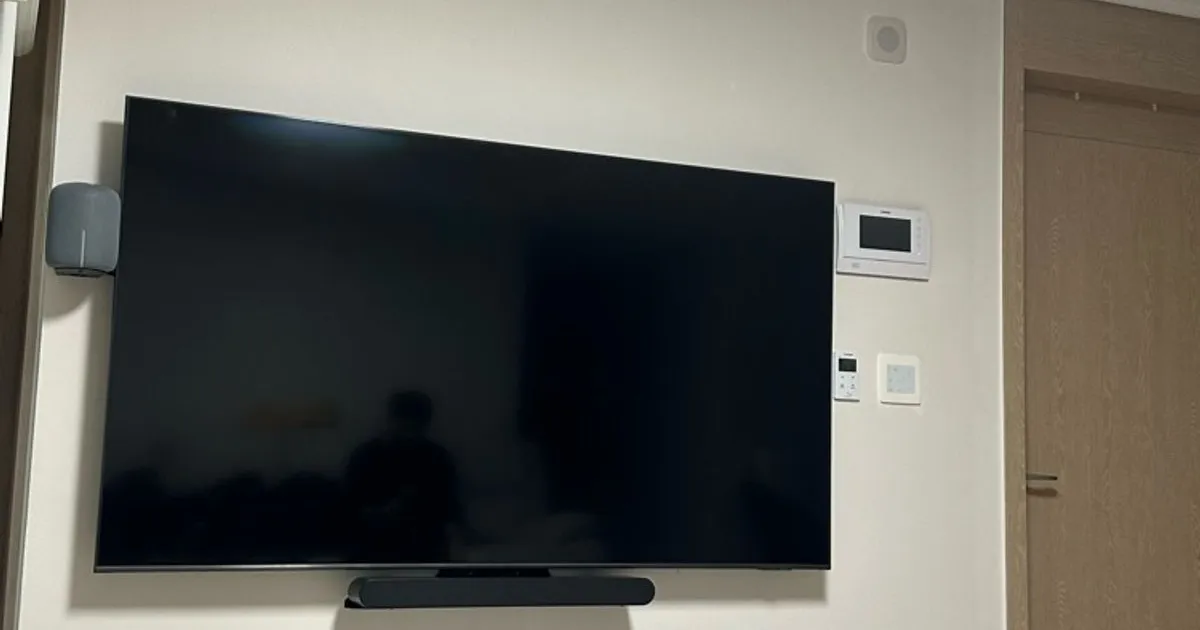 오시기 전부터 안방tv에 대한 고민이 많았는데 먼저 친절히 설명해주시고 만족스러울정도로 설치해주셨어요 ㅠㅠㅠ 기존에 있던 위치도