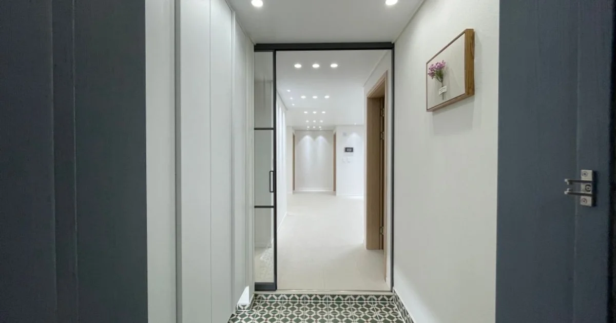 숨고를 통해 정인테리어를 알게되었고 디테일하게 상담해주신 덕분에 최종적으로 진행하게 되었습니다 저희가 중요하게 여겼던 부분 1 안락하고 계속 머물고 싶은 공간 2