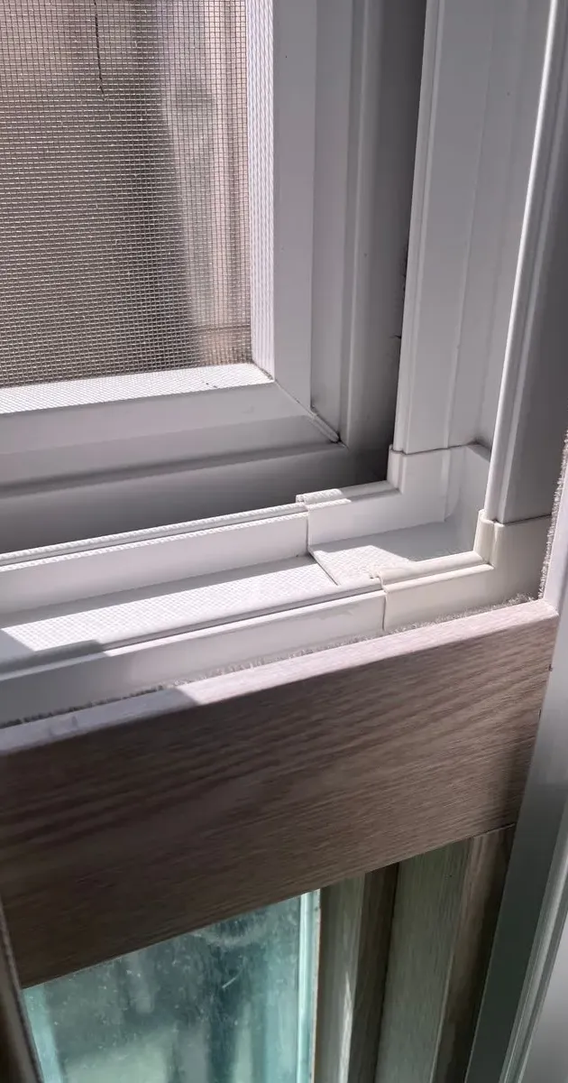 시간에 맞춰서 와주셨고 꼼꼼하게 잘 청소 해주셔서 기분좋게 이사할 수 있었습니다 가격도 저렴하고 잘 선택한거같아요 숨고 숨은고수