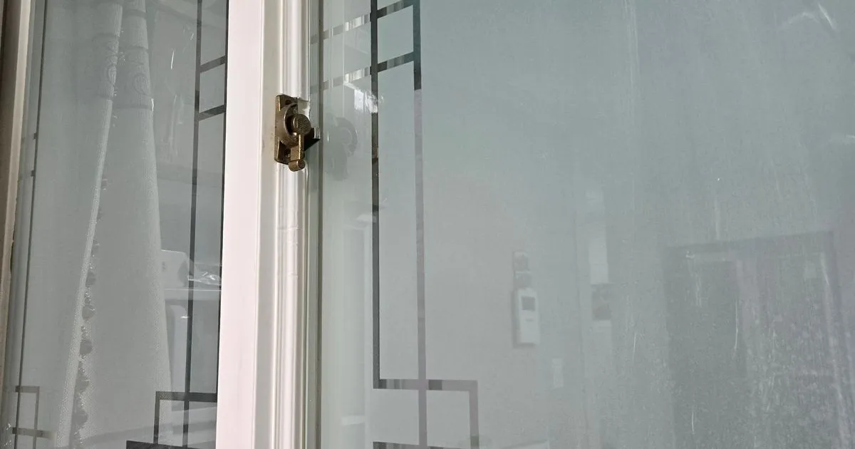 꼼꼼하게 시공하여 주셨고 현장 요청사항을 잘 들어주셨습니다 확실한 효과가 있고 가격은 합리적이고 효과는 확실합니다 추천드립니다 숨고 숨은고수