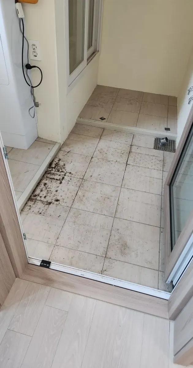 급하게 예약하게되어서 이것저것 귀찮게 많이 물어봤는데 상담할때부터 너무 친절하셔서 뭔가 느낌이 좋더라구요 그리고 청소해주시는 분도 어디위주로 청소할지 먼저 여쭤바주시고