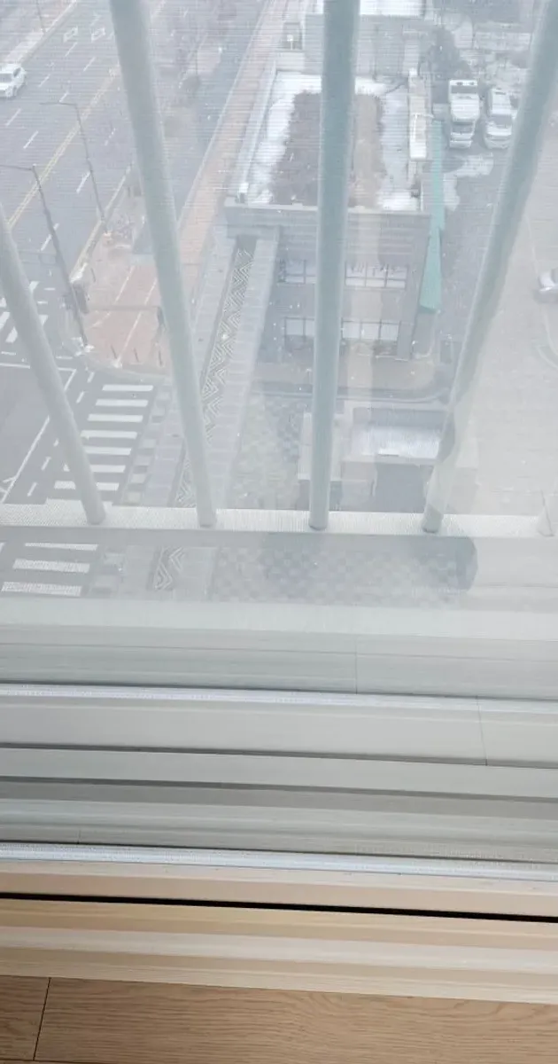 너무 친절하게 상담해주셨습니다 그리고 작업도 꼼꼼하게 해주셔서 감동받았습니다 구석구석 오염도 잘 챙겨주셔서 깨끗하게 작업해