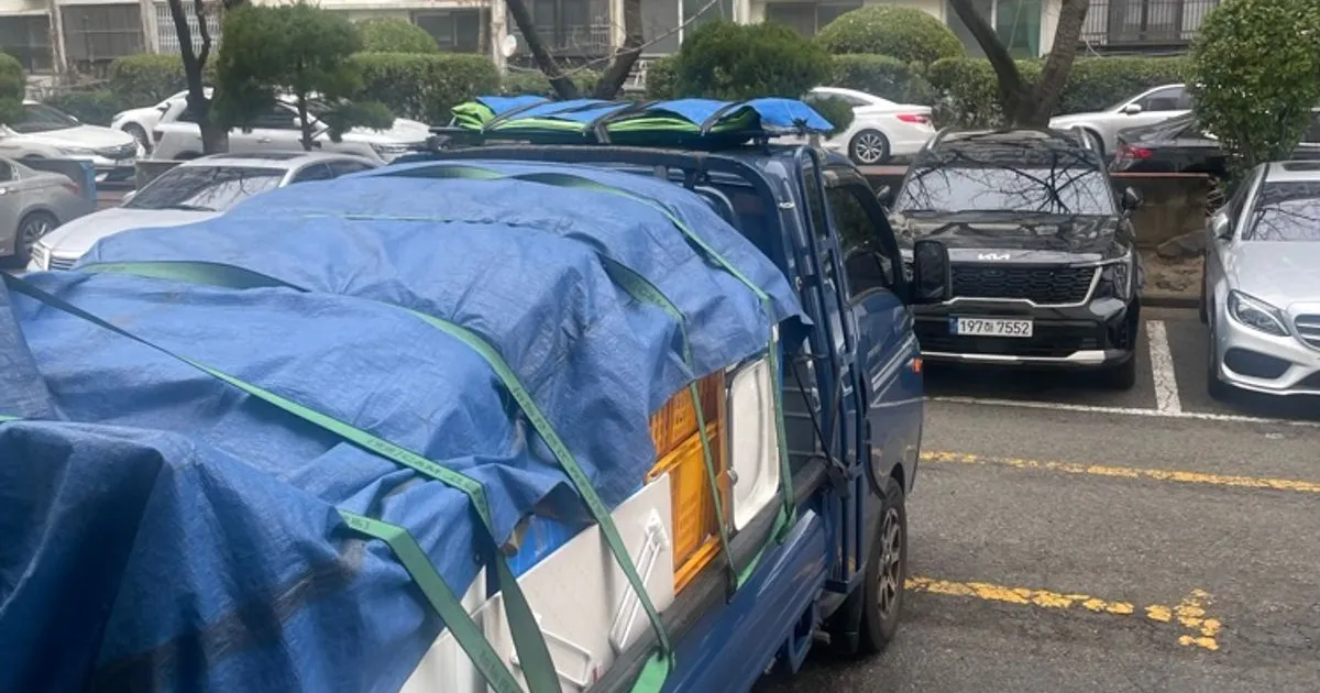 가격도 저렴한데 너무 친절하시고 일을 빠르게 척척 해주십니다 비에 젖을까봐 세심한 배려까지 너무 감사해요 완전 강추합니다