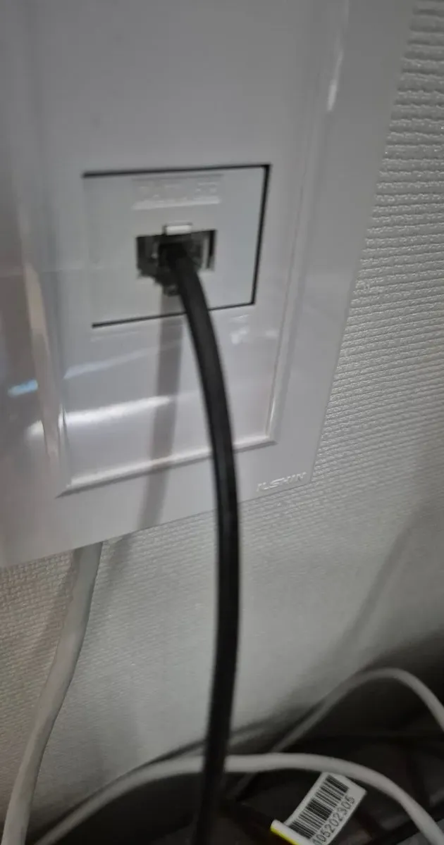 제가 이런쪽에 좀 문외한인데 문제원인과 해결방식을 친절히 설명해주시고 작업속도도 빠르셨습니다 강추드립니다 가격도