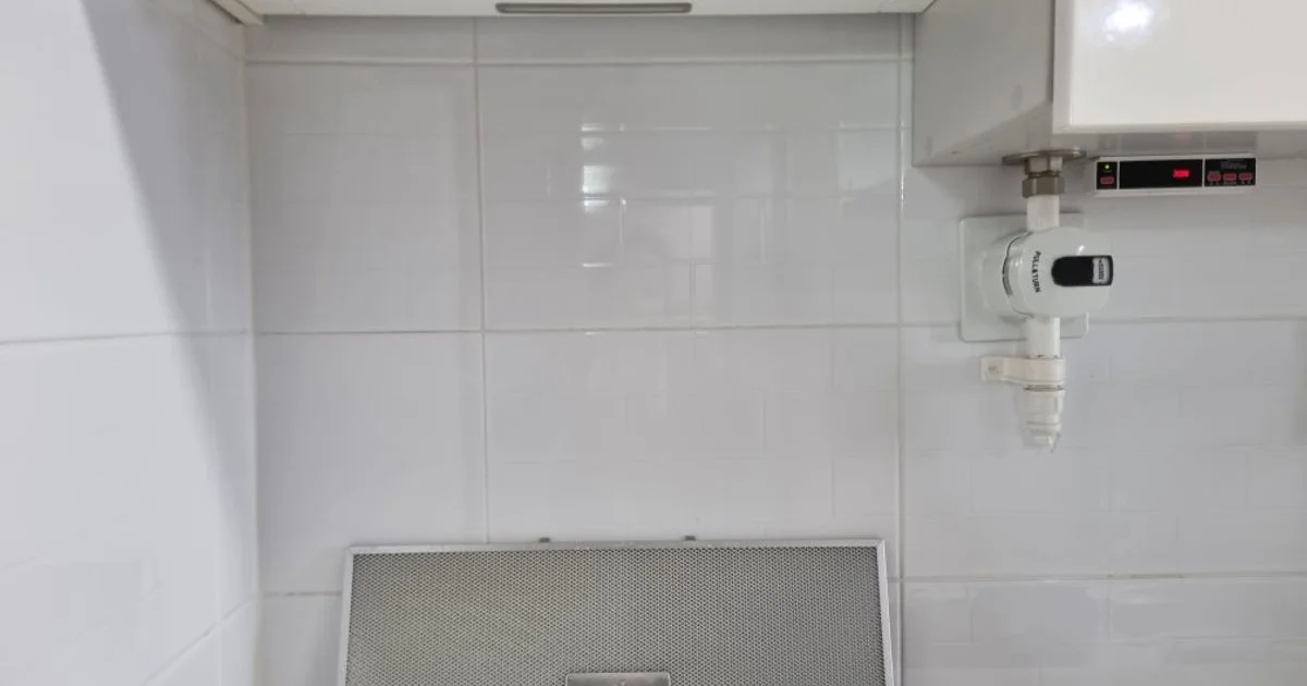 리뷰쓰는 조건으로 할인해준다고 하지 않으셔서 오히려 좋았습니다 광고성 후기 없고 담백하게 견적 작성해주셔서 바로 결정했어요 꼼꼼하고 세심하게 청소해주셨고 사진까지