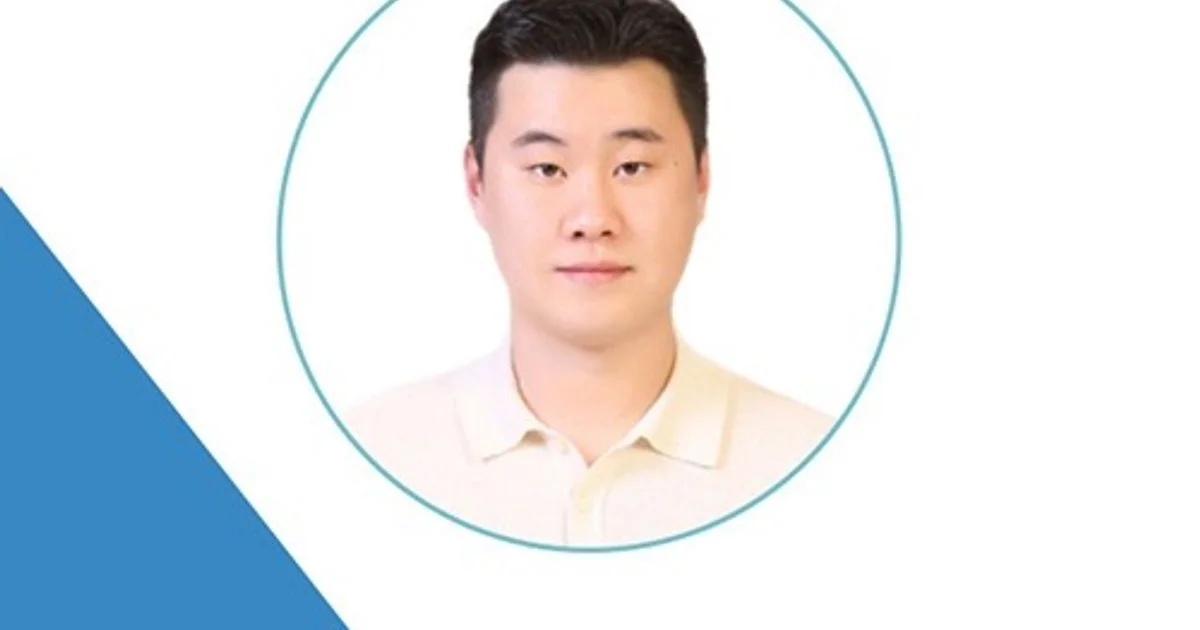 팀장님 덕분에 깨끗한 집으로 이사해서 추가 청소가 필요하지 않았습니다 감사합니다 숨고 숨은고수