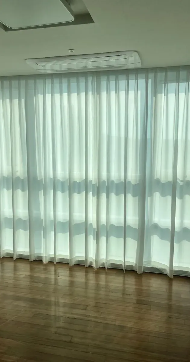 여러 업체 문의결과 포트폴리오도 괜찮았고 가격도 나름 합리적이어서 선택했습니다 상담도 너무 친절하게 잘 해주셨고 작업도 꼼꼼하게