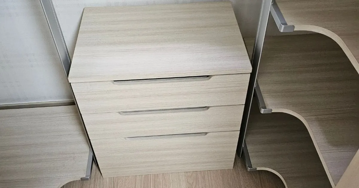 입주청소는 처음이라서 걱정이 많았는데 너무 친절하게 상담해주시고 청소도 깔끔하게 해주셔서 감사했습니다 As도 가능하다고 설명들었지만 저는 따로 필요하지않을것 같네요