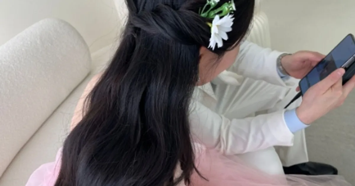 고수님 머리 진짜 잘만져요 겁나 예쁘게 잘됩니다 제가 원한 머리 싹다 해주셨어요 숨고 숨은고수