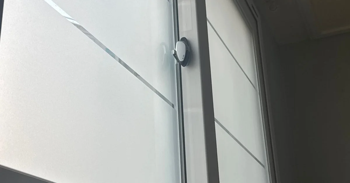 11시에 오신다고 했는데 빨리 와주셨어요 작업 시작하기 전에 미리 처리과정 설명 해주셔서 좋았고 청소하시는 동안에도 계속 청소