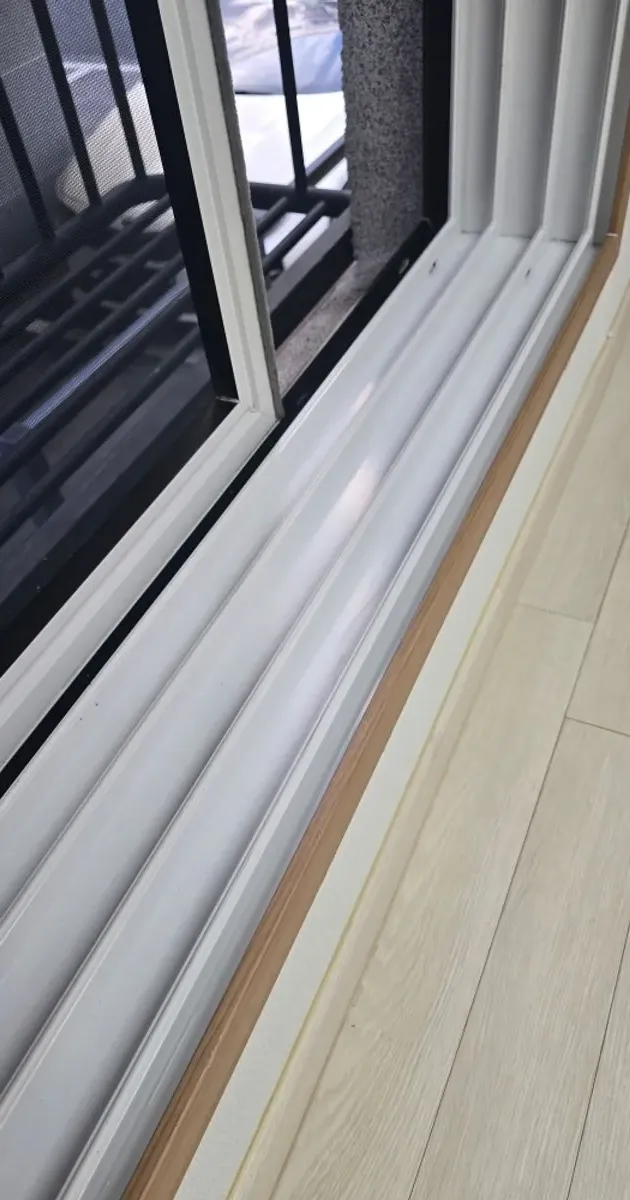 친절하고 꼼꼼하게 청소진행주셔서 만족하고 감사드립니다 결과물은 매우맘에 드네요 숨고 숨은고수