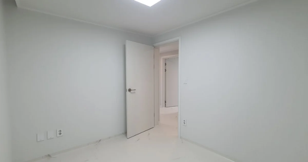 급하게 연락드려서 목작업 부탁드렸는데 꼼꼼하게 잘해주셨습니다 숨고 숨은고수