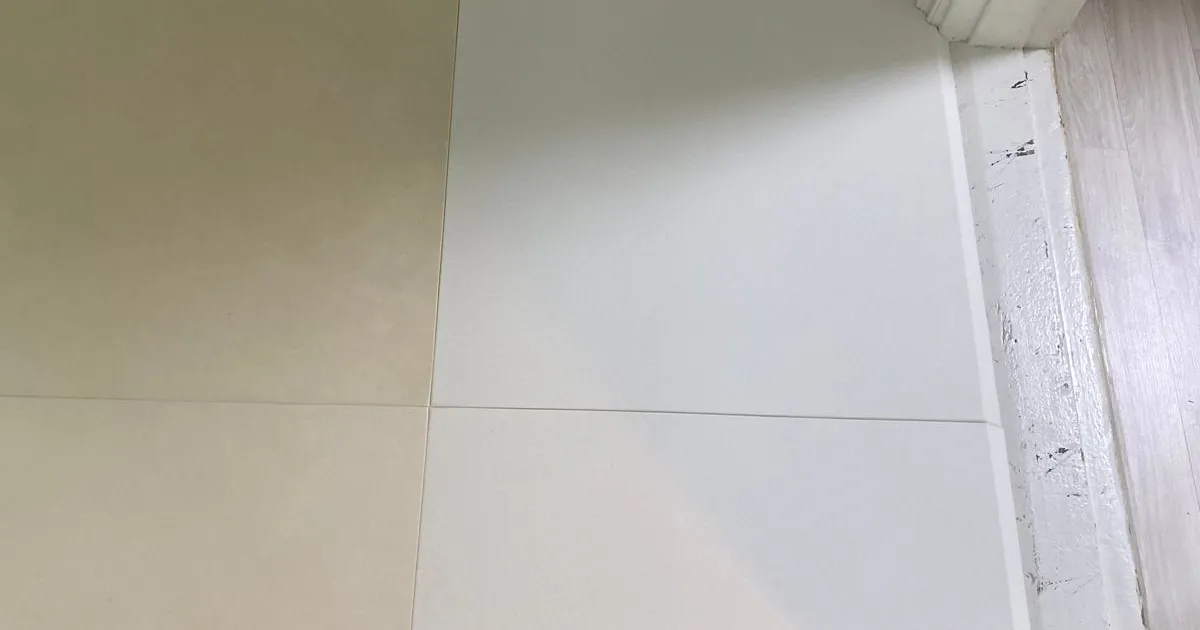 이사하면서 매트시공 이전비용이 많이 들어 숨고통해서 했는데 처음 시공해주신 분보다 훨씬 더 만족스럽습니다 친절하시고 너무