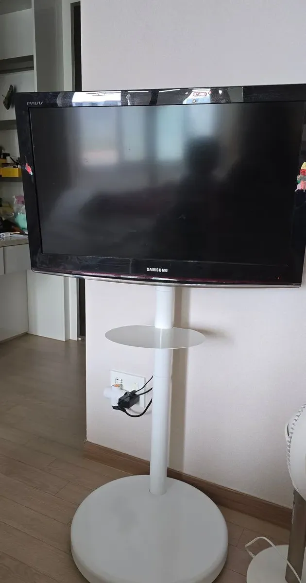 꼼꼼하게 설치해주시고 친절하게 설명해주셔서좋았어요 시간약속도 잘지켜주셔서 전체적으로도 너무 만족합니다 숨고 숨은고수