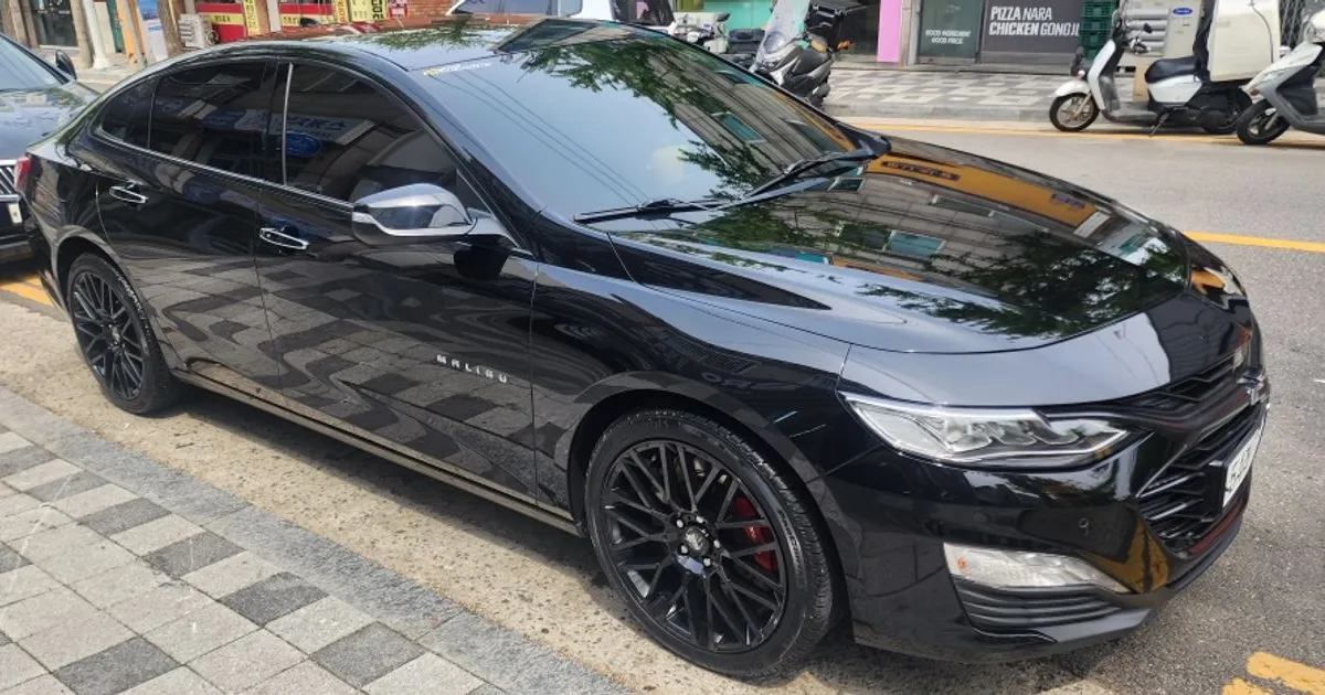 굉장히 친절하시고 작업을 정말 엄청나게 꼼꼼히 진행해주셔서 제 차가 아니라 사장님 차인 것 같을 정도로 작업해주셨어요 또 방문할게요 숨고 숨은고수