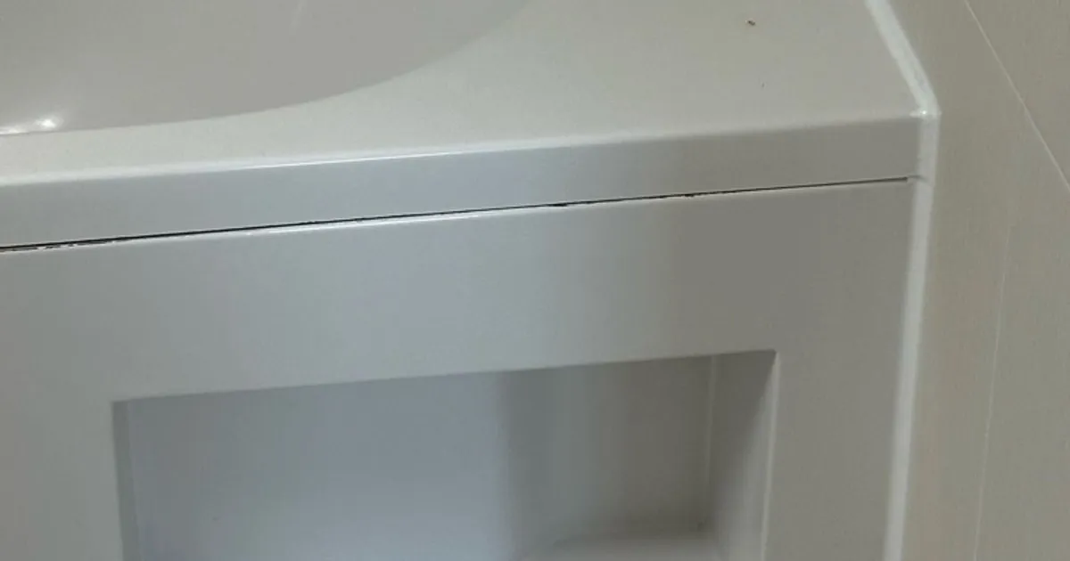 작업도 세심하게 잘해주셨고 무엇보다 작업환경에 따른 추천색상 작업진행방법 등 너무 잘 설명해주셔서 매우 만족합니다 숨고
