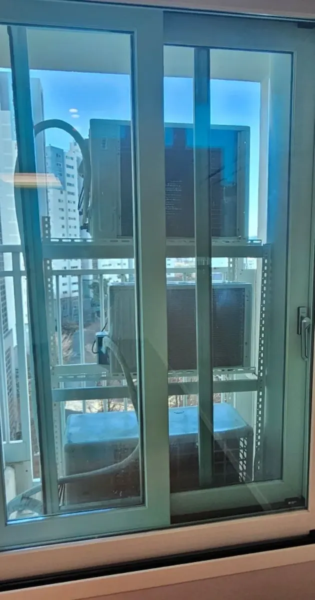 빠른 시간에 작업 해주시고 깨끗하게 해주셔서 만족합니다 별5개 드려요~ 청소전 사진은 2개만 넣음 숨고 숨은고수